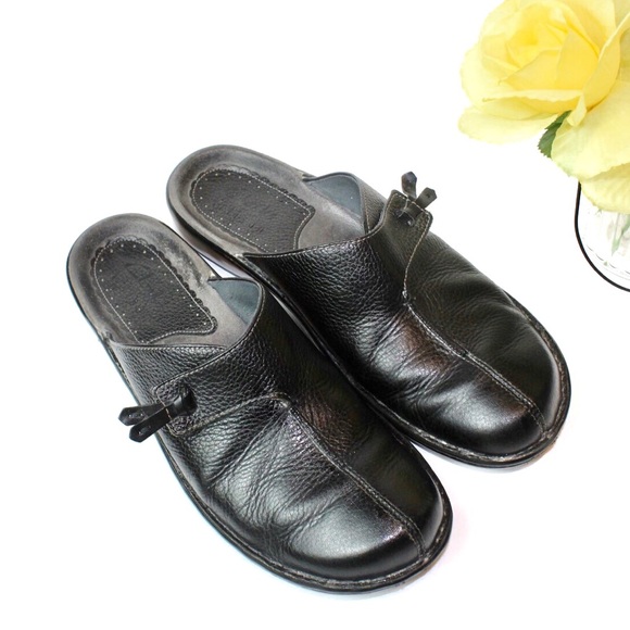 Clarks | Shoes | Clarks Artisan Slip On Mules | Poshmark